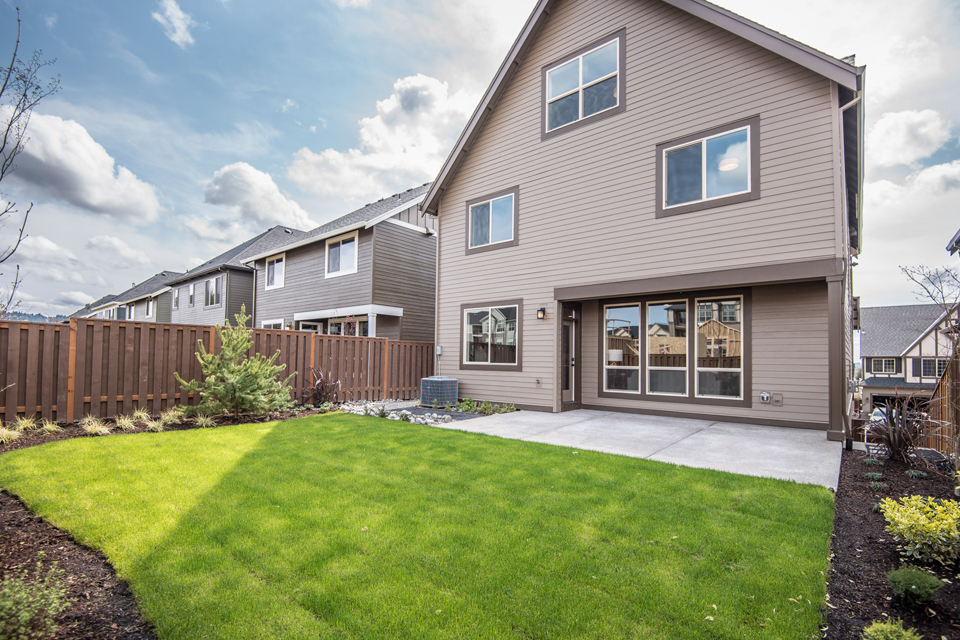 General Landscaping Maintenance – Arbor Homes